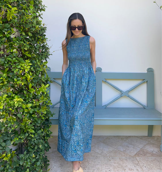 The Cosima Nap Dress - Navy Calico Trellis – Hill House Home