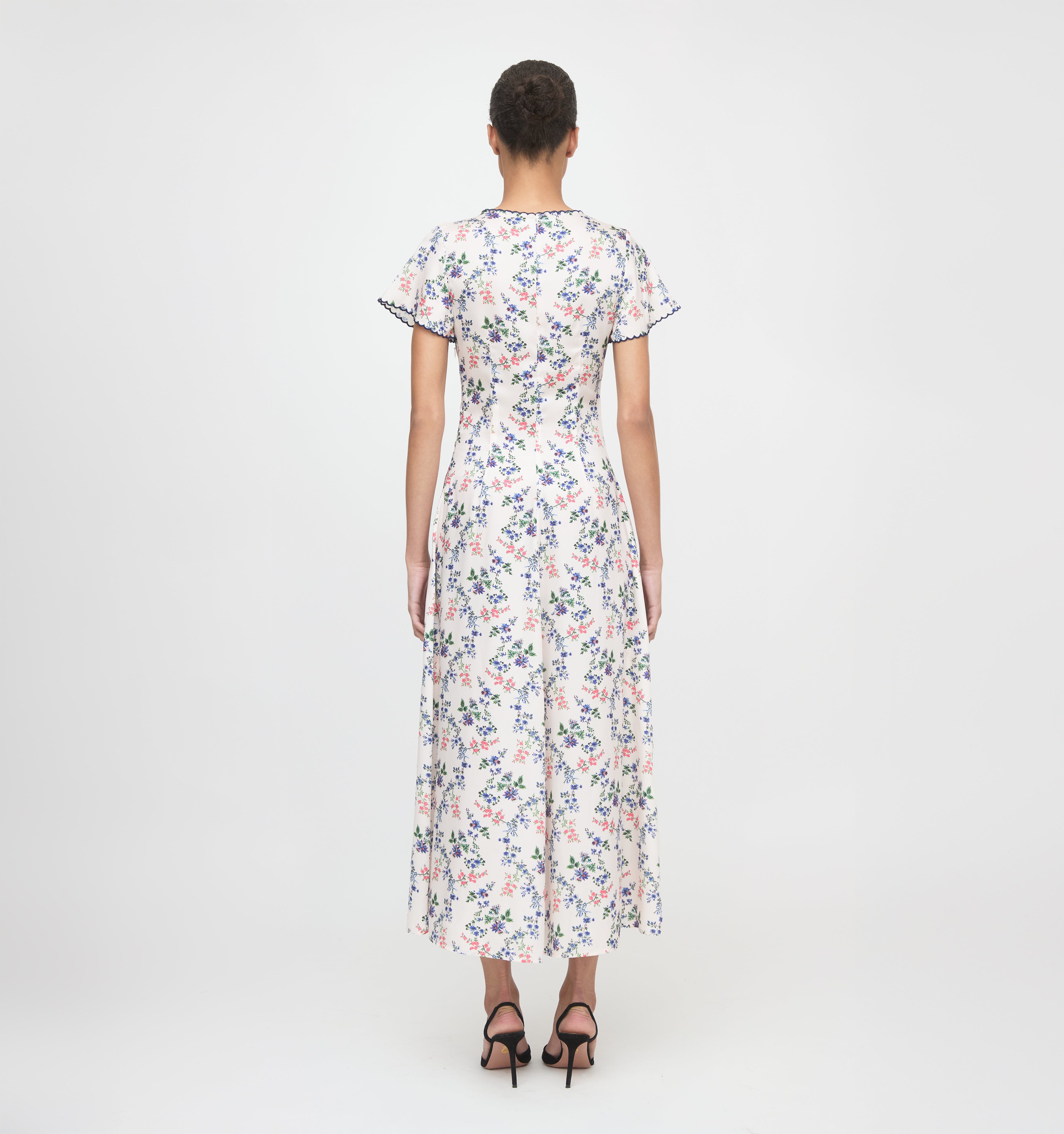 The Brie Dress - Scallop Bow Chintz Pink – Hill House Home